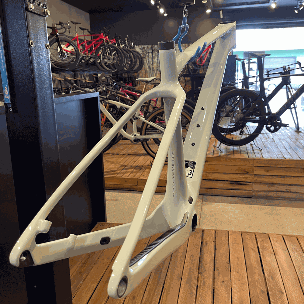 Quadro Scott Em Carbono Scale HMF HT Off-White